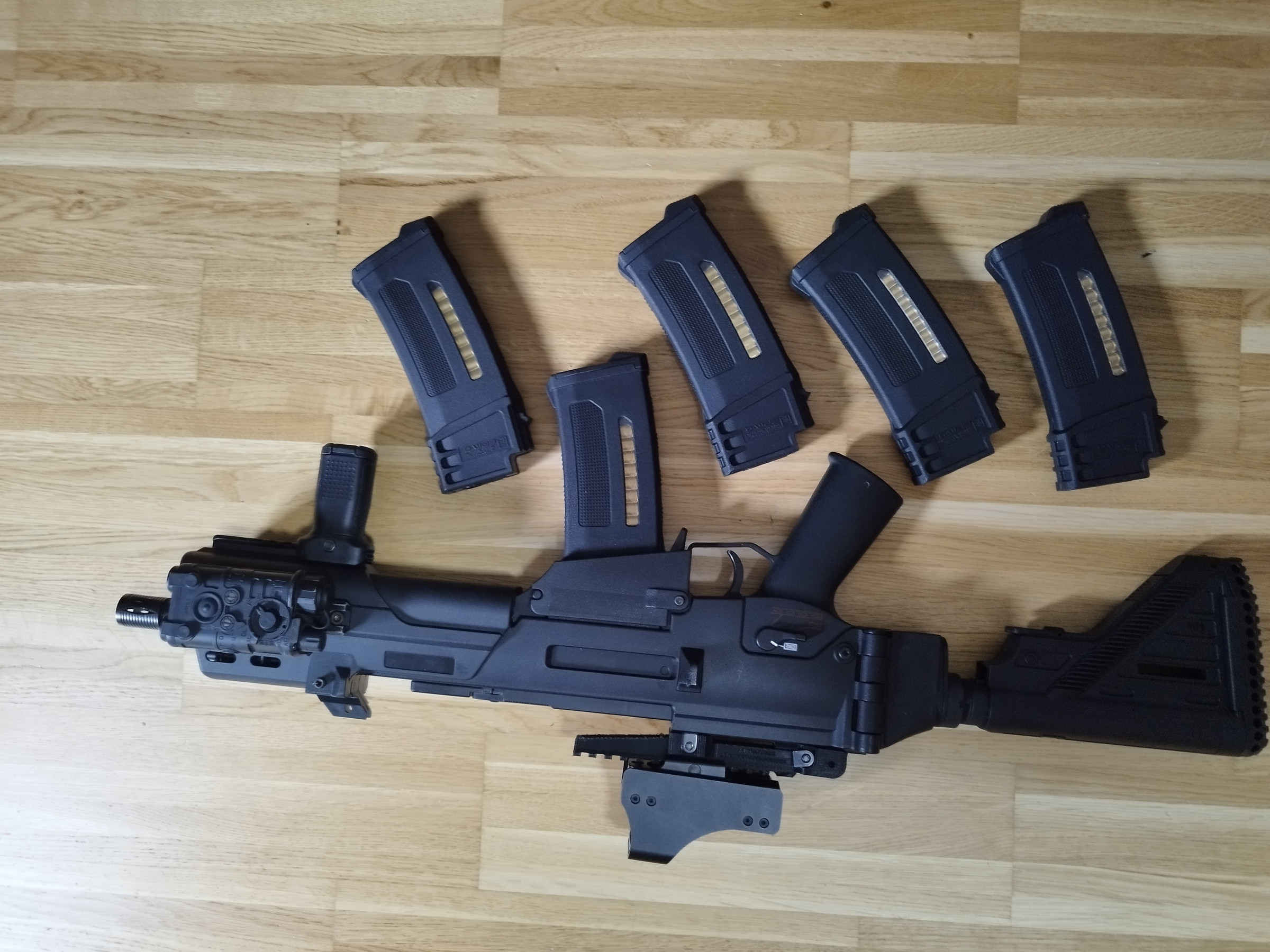 NEW! ICS 551 & SCAR H, Used G36 & MP5 - Airsoft Bazaar