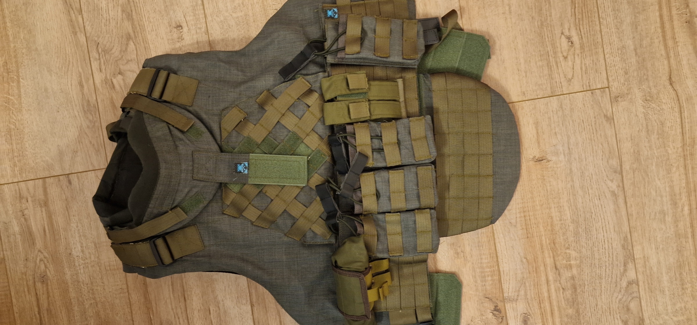 Emerald defender 2 - Airsoft Bazaar