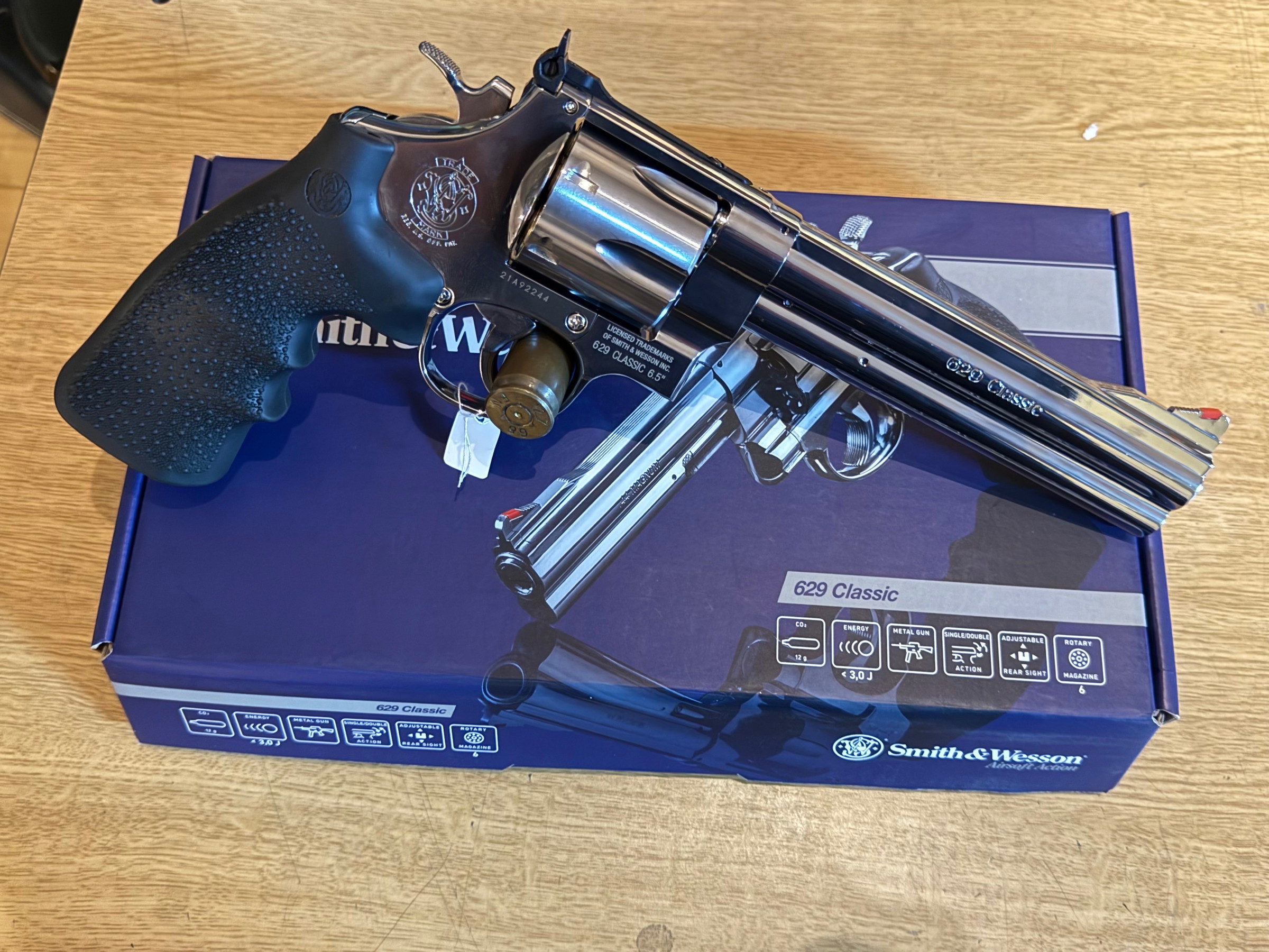 Smith en Wesson 629 chrome - Airsoft Bazaar
