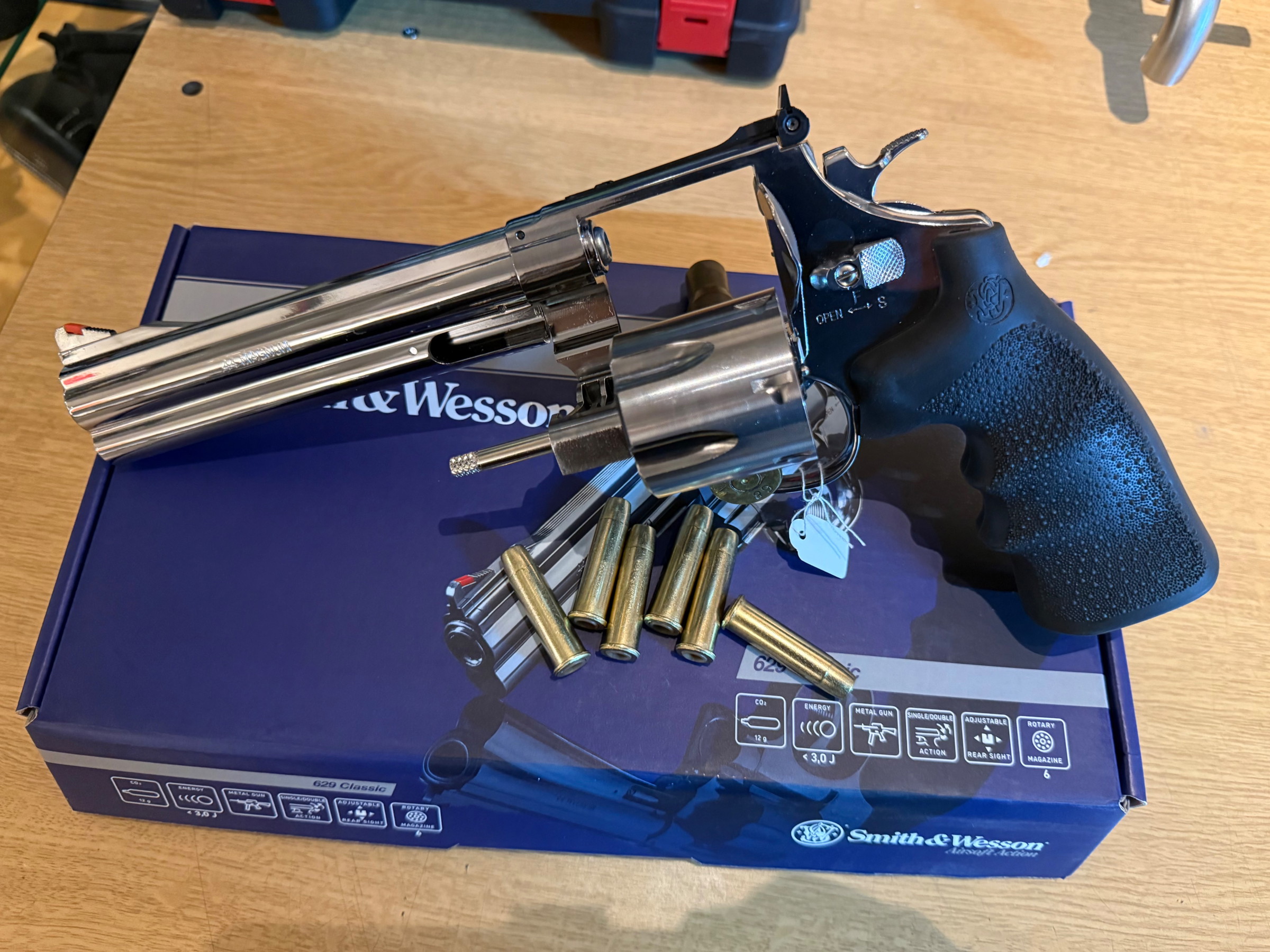 Smith en Wesson 629 chrome - Airsoft Bazaar