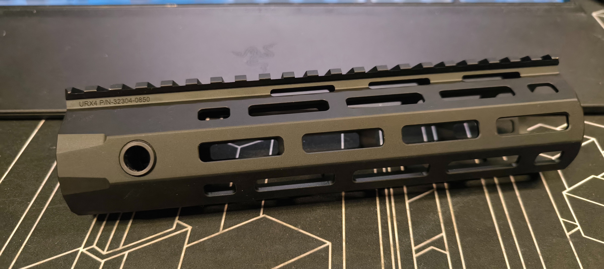 Airsoft artisan URX4 knights armament 8 inch mlok rail aeg spec barrel ...