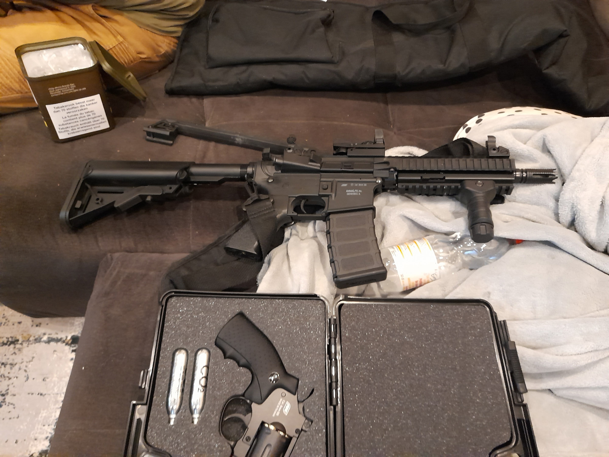 Airsoft set van 3guns + M15A4 met toebehoren - Airsoft Bazaar