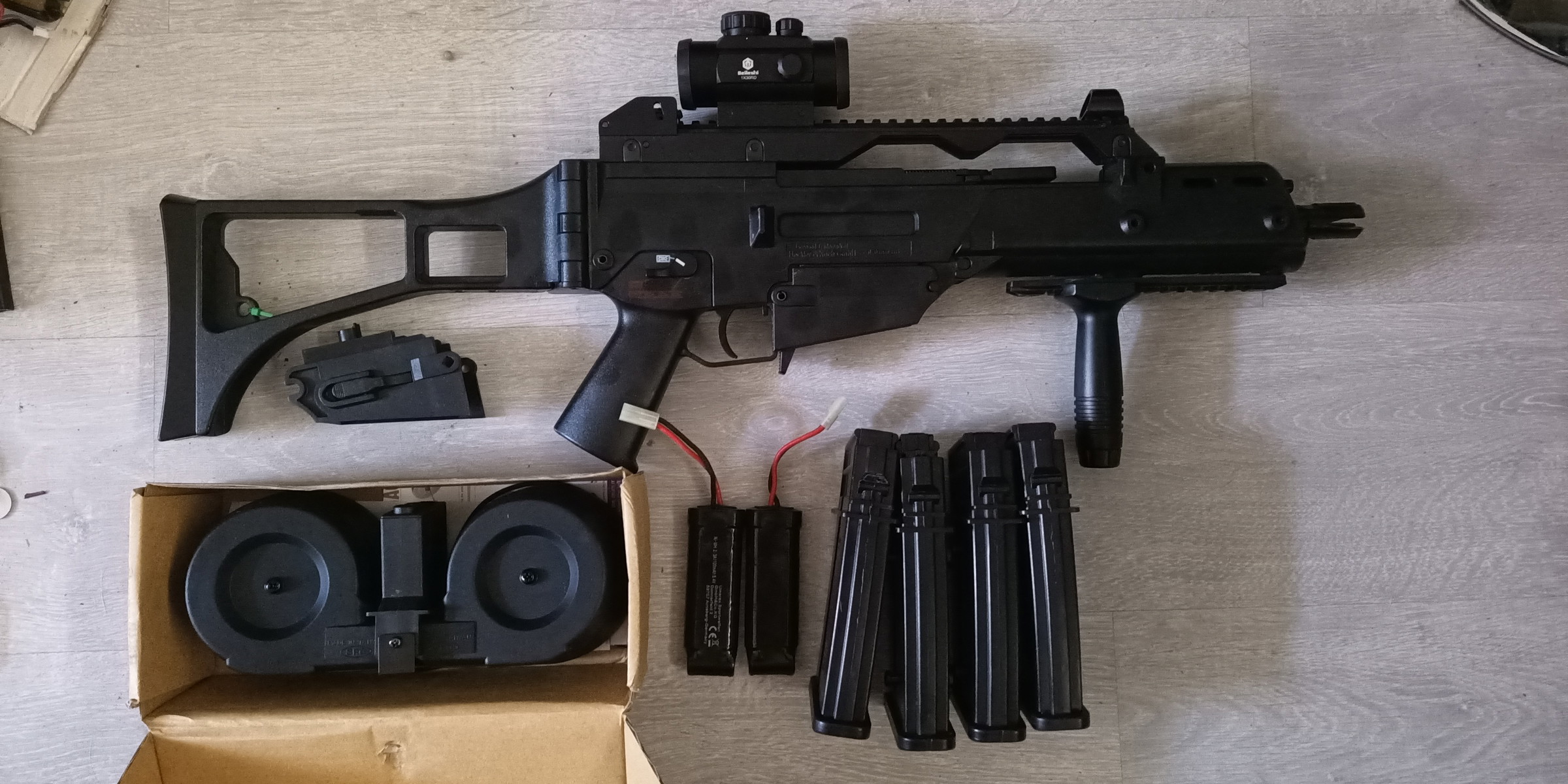 G36 , drummag, m4 mount, 4 highcaps - Airsoft Bazaar