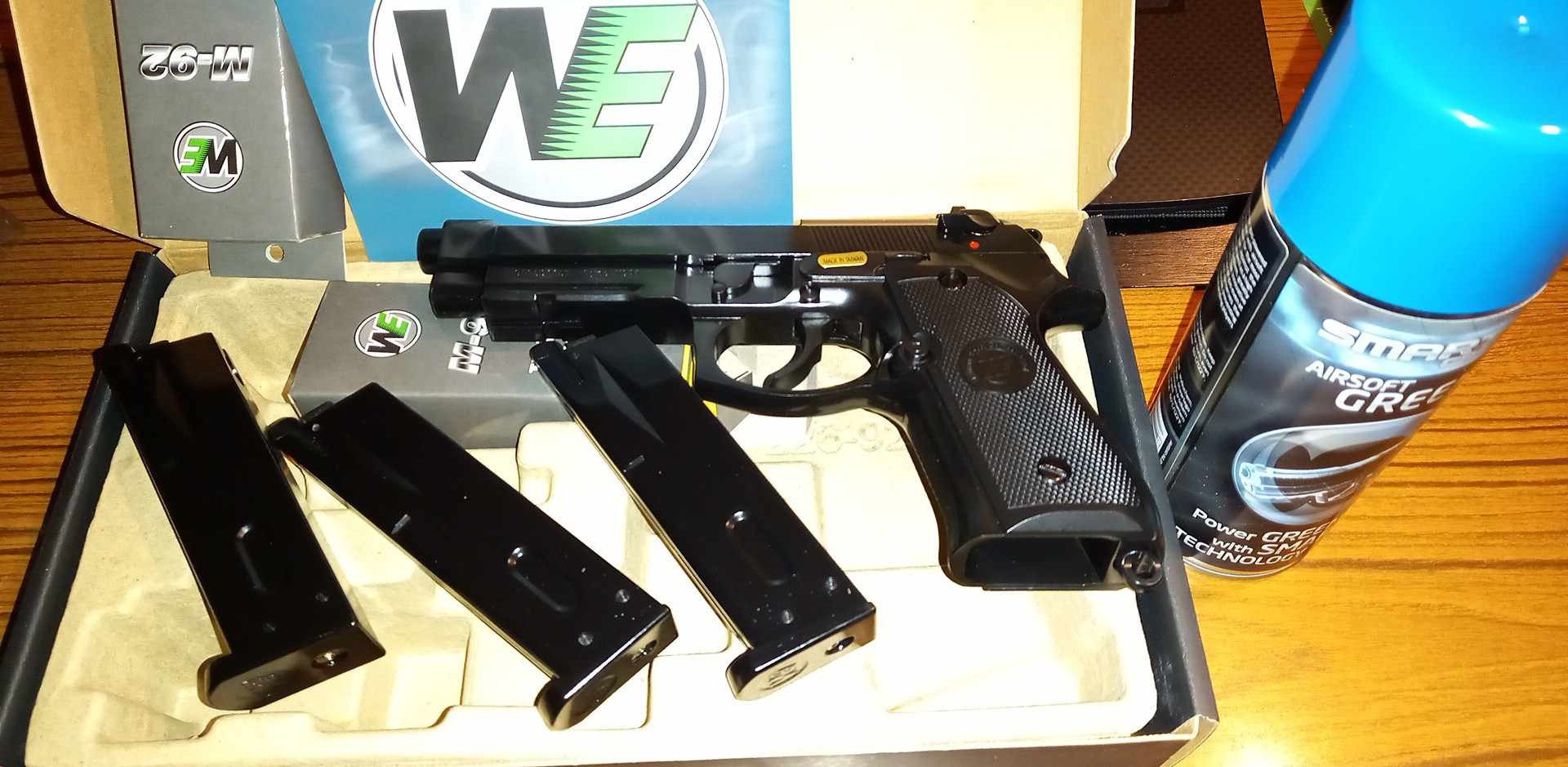 Pack Beretta "M9A1 V2" Gaz WE Full auto - Airsoft Bazaar