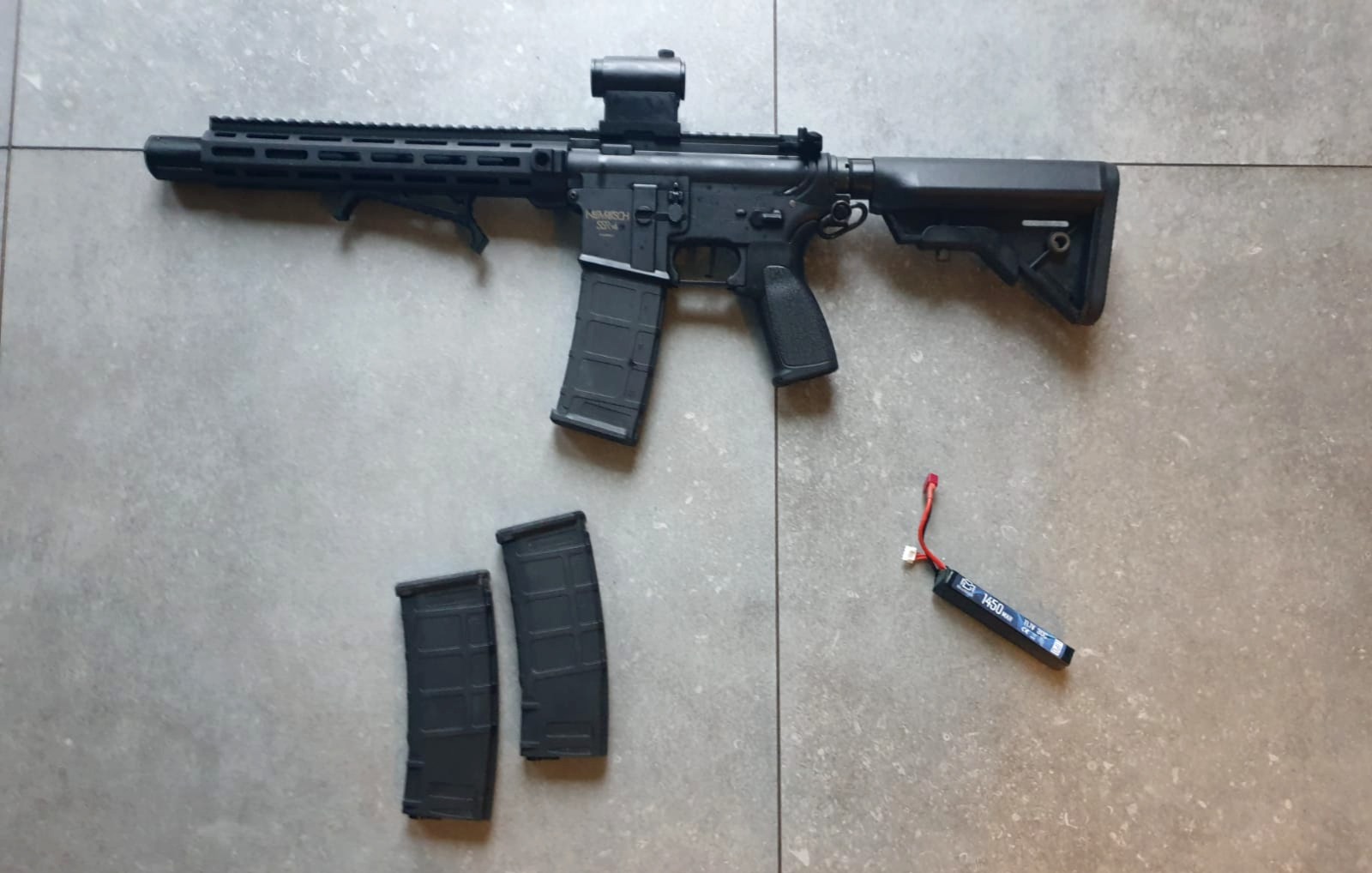Novritsch SSR4 met mock supressor en red dot - Airsoft Bazaar