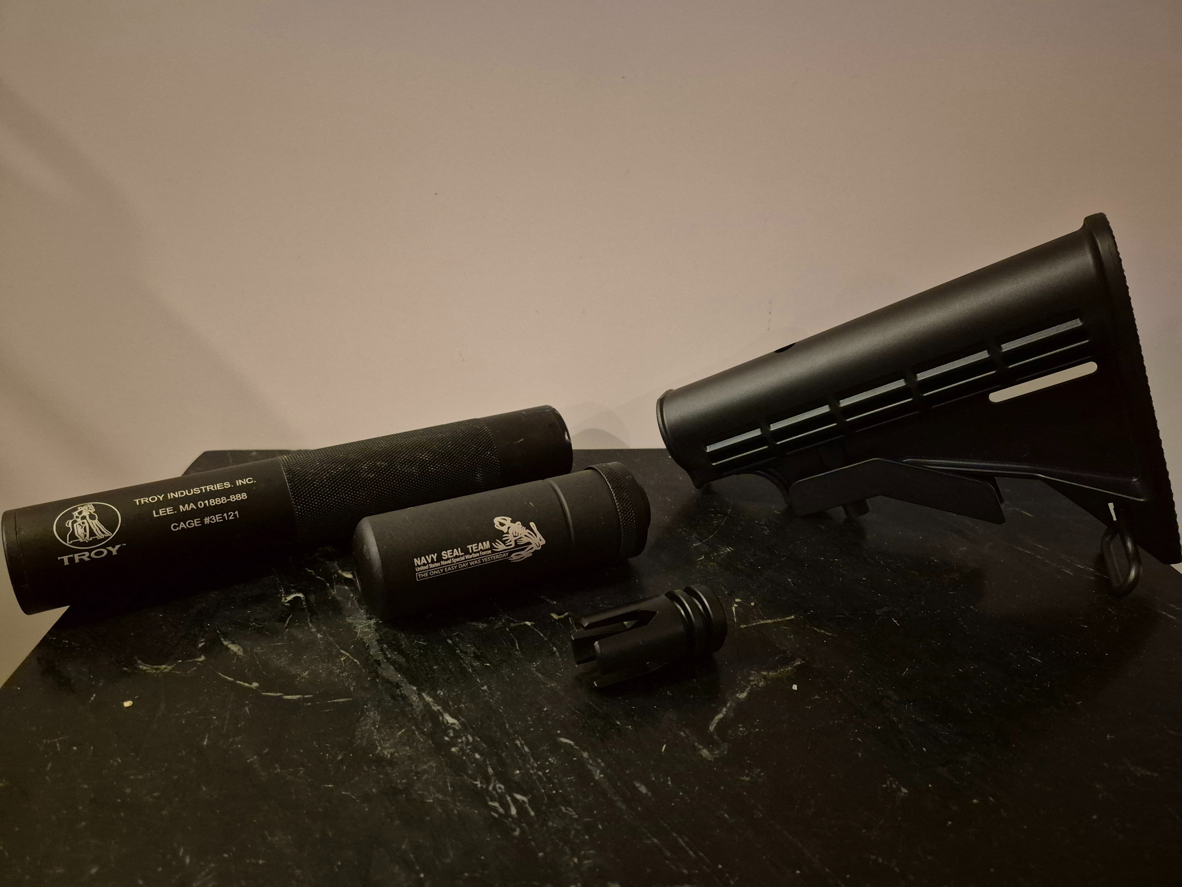 Sights, grips, silencers, riser, butstock en slingmounts - Airsoft Bazaar