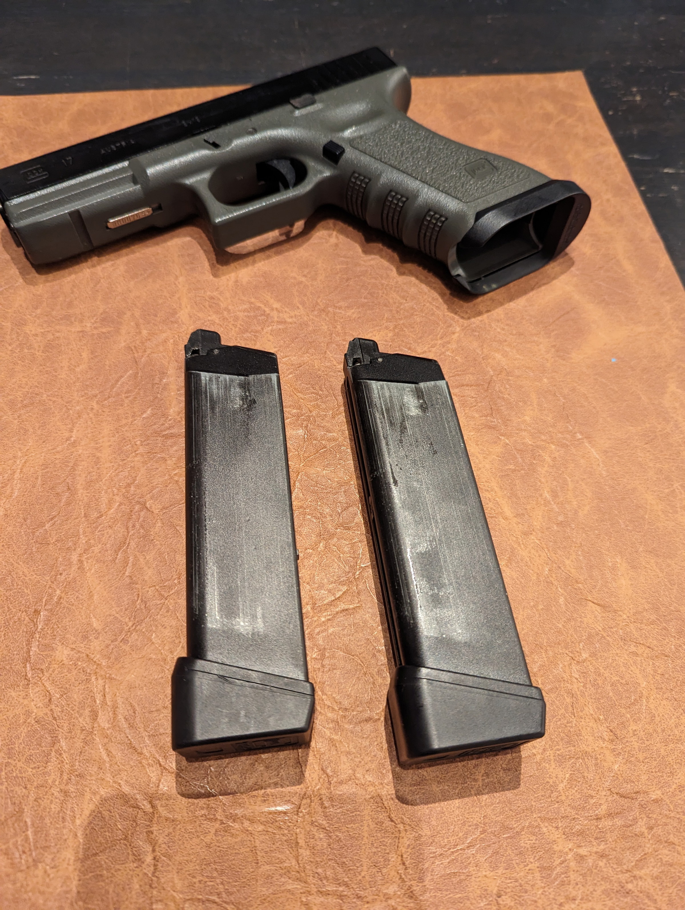 TM Glock 17 Custom Foliage Green - Airsoft Bazaar