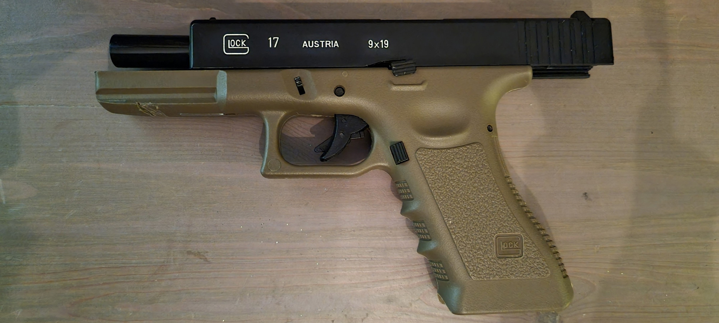 ARMY - TAN Glock 17 - Airsoft Bazaar