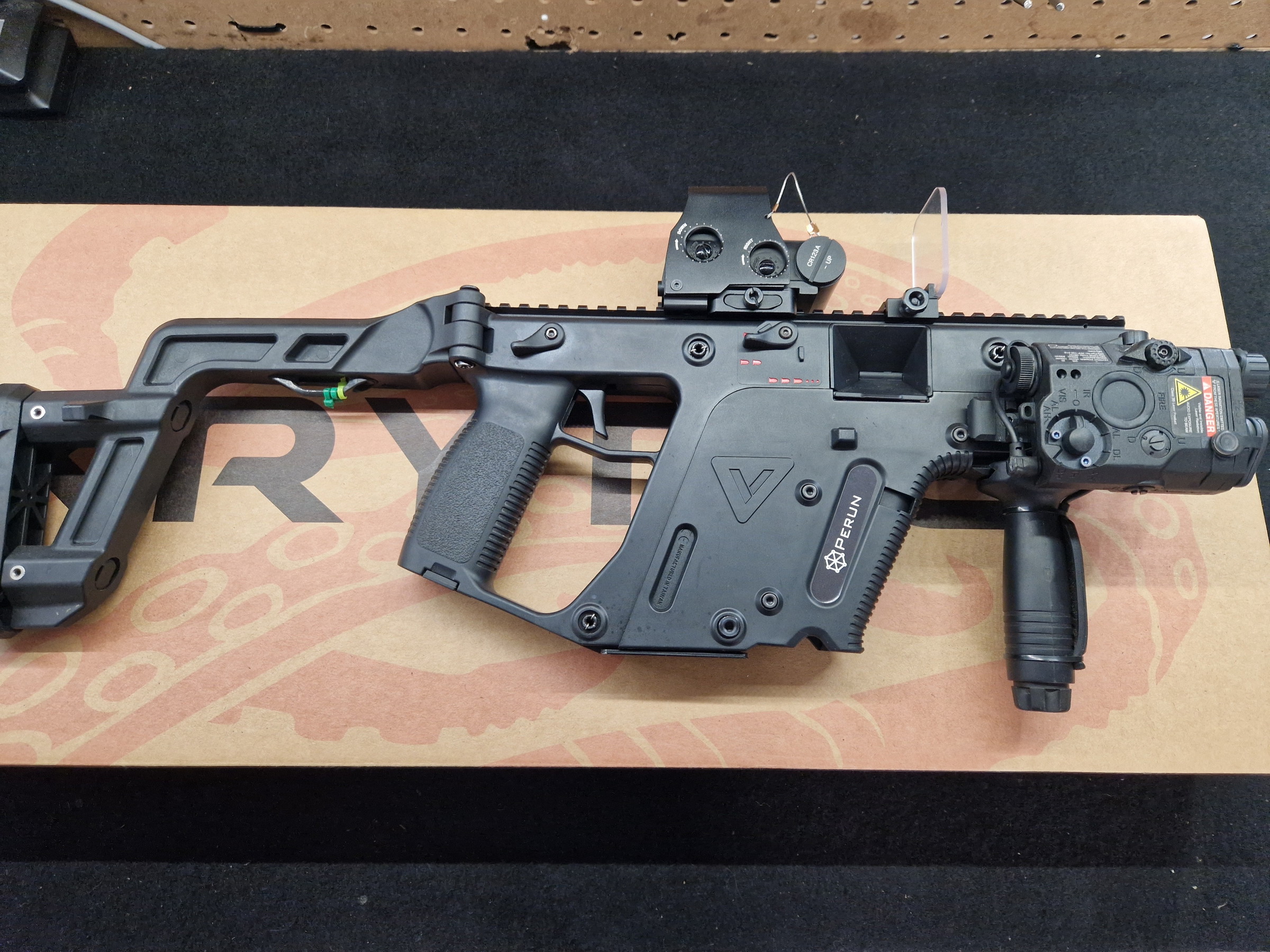 Krytac Kriss Vector upgraded and many extra's! - Airsoft Bazaar