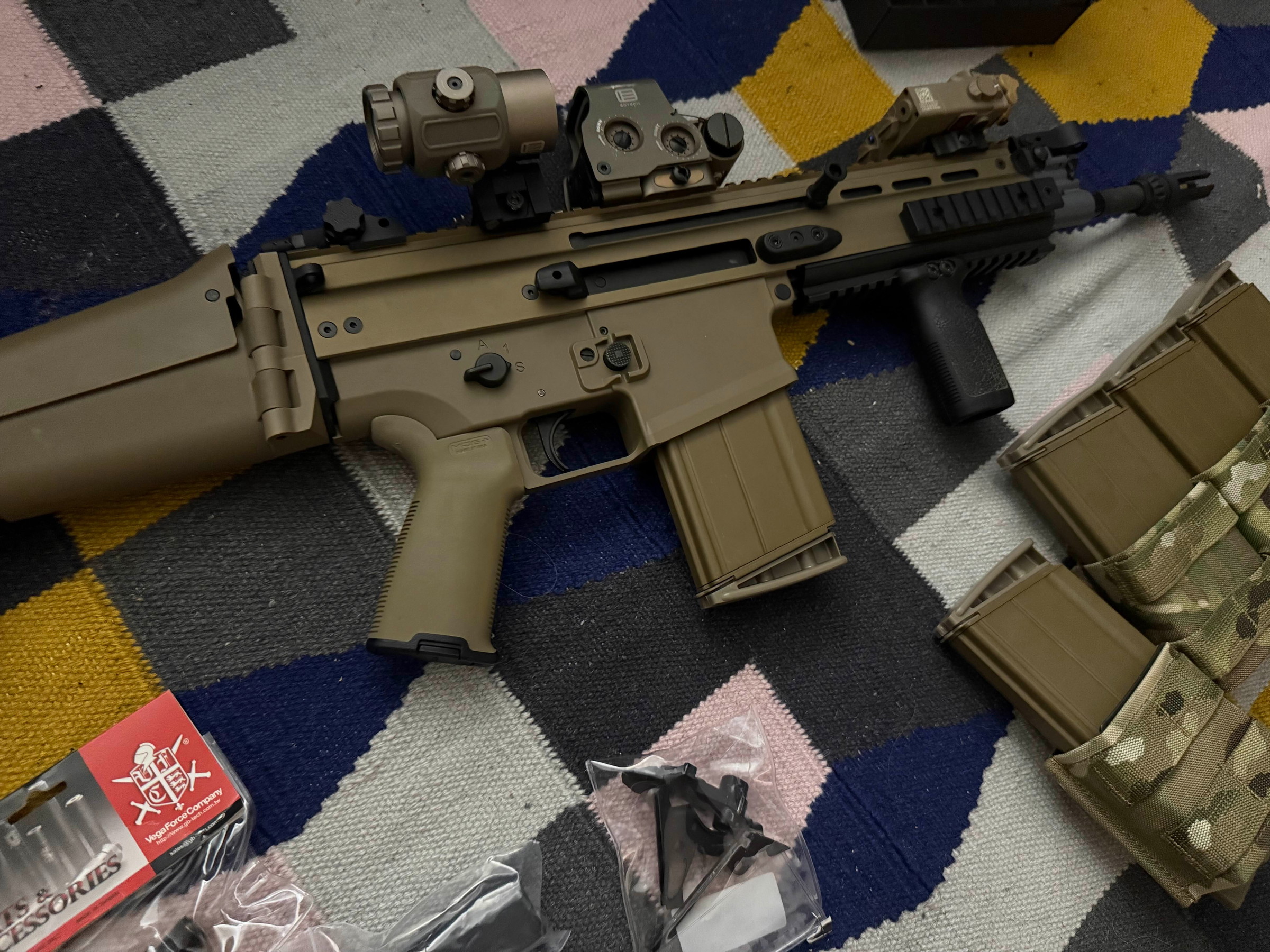 gehele VFC SCAR-H GBBR set met 1 mag en NPAS - Airsoft Bazaar