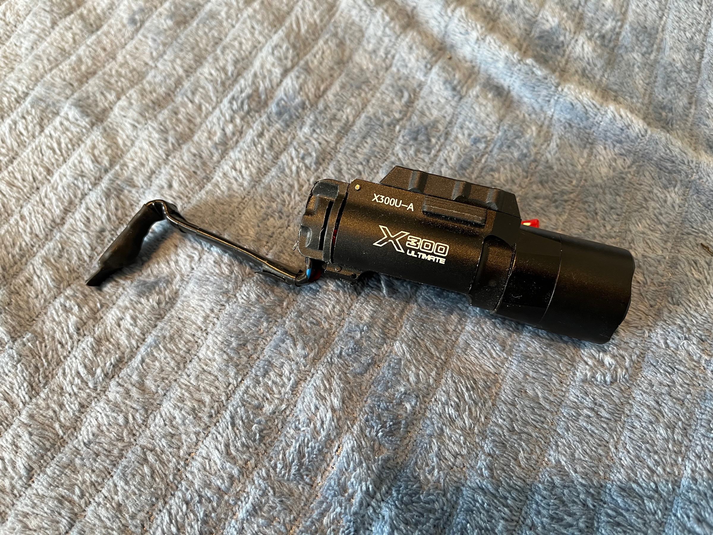 X300U-A Ultra repro surfire - Airsoft Bazaar