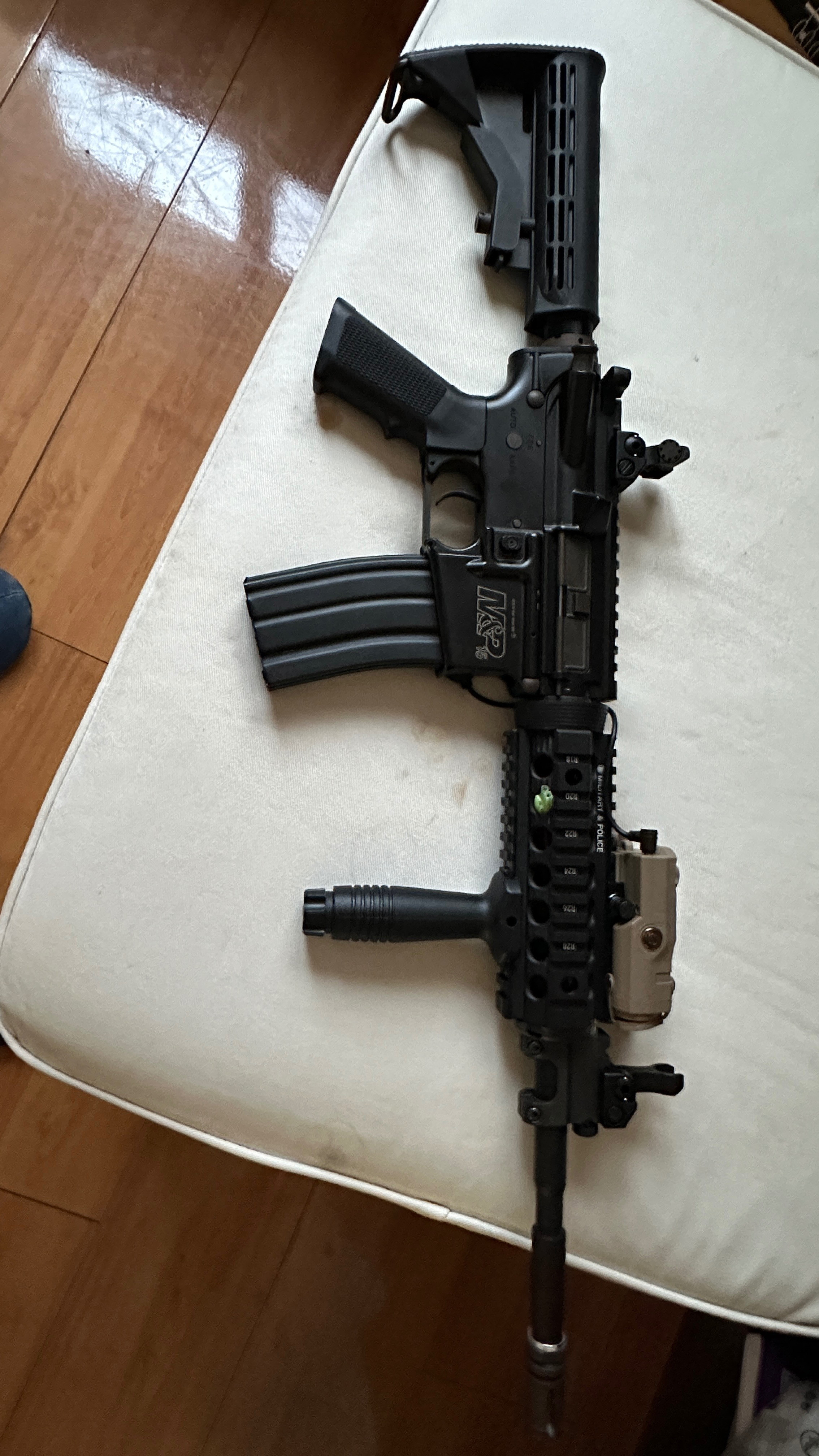 Full Metal M4! Smith & Wesson (voor de klusser) - Airsoft Bazaar