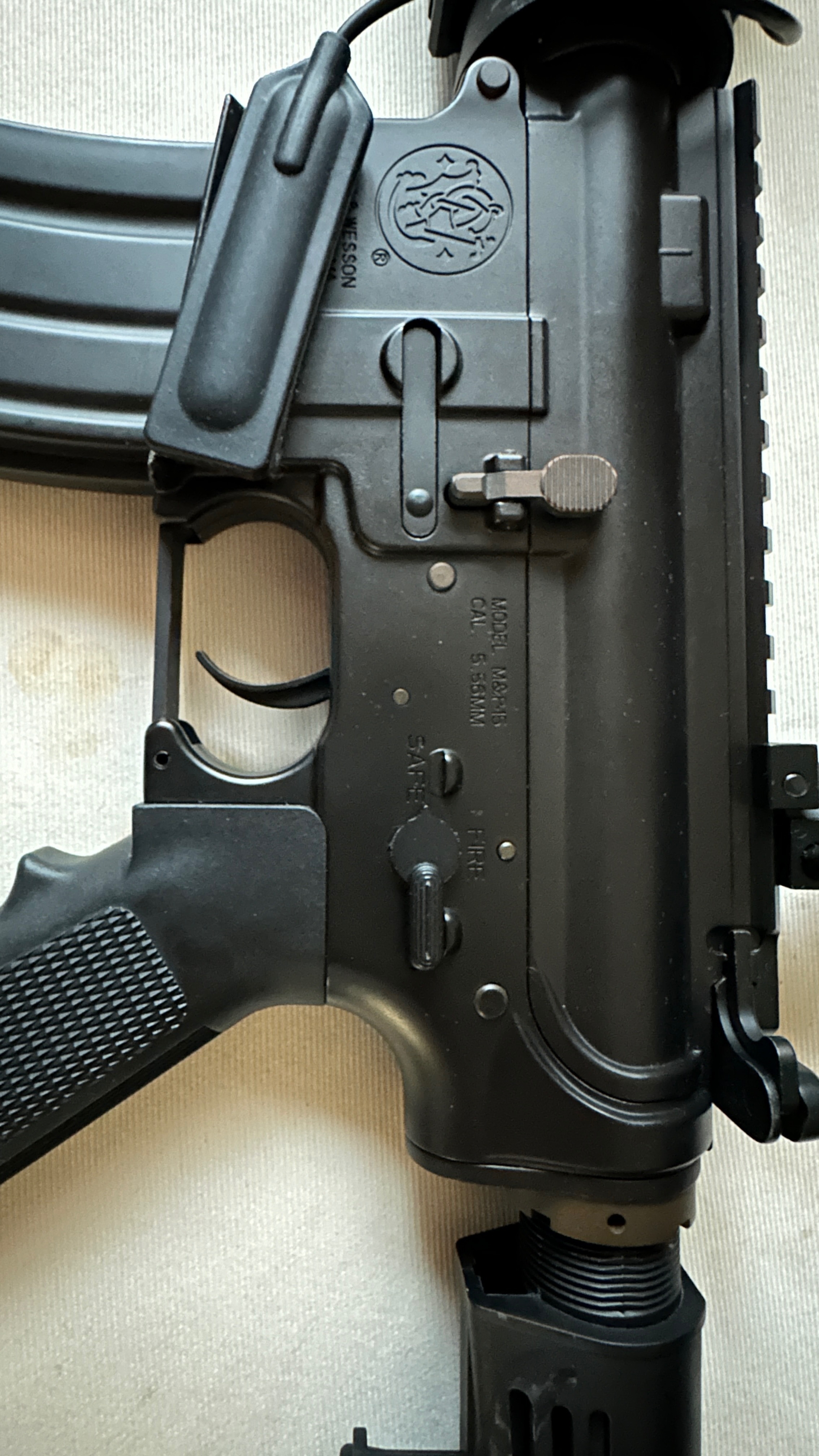 Full Metal M4! Smith & Wesson (voor de klusser) - Airsoft Bazaar