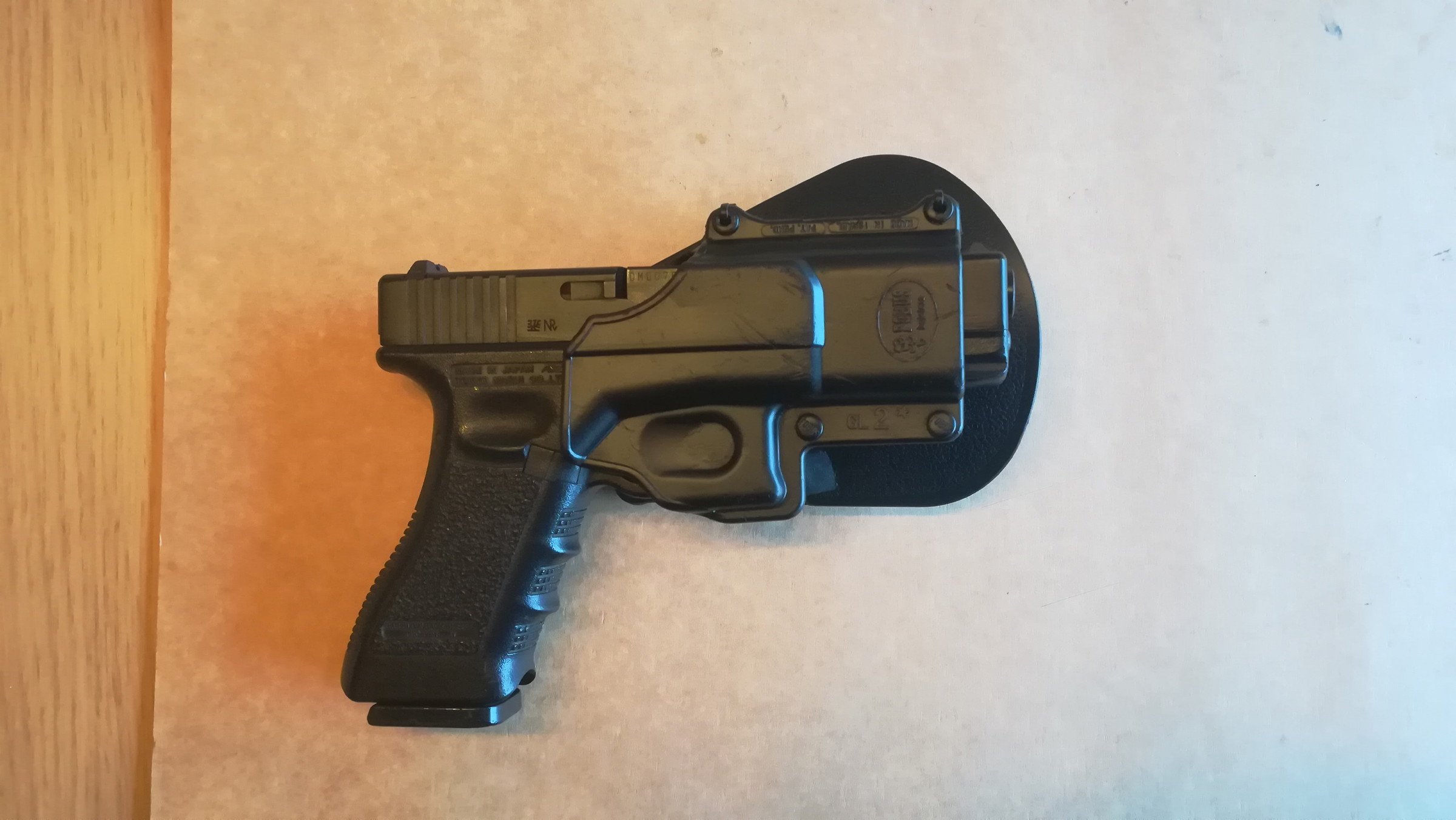 Tokyo Marui Glock 17 met metalen WE-schuif en Fobus heupholster ...