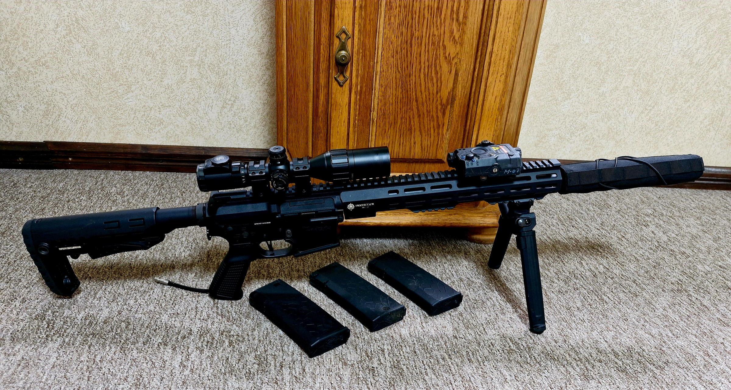 Wolverine MTW Tactical Gen 3 with accessoires - Airsoft Bazaar