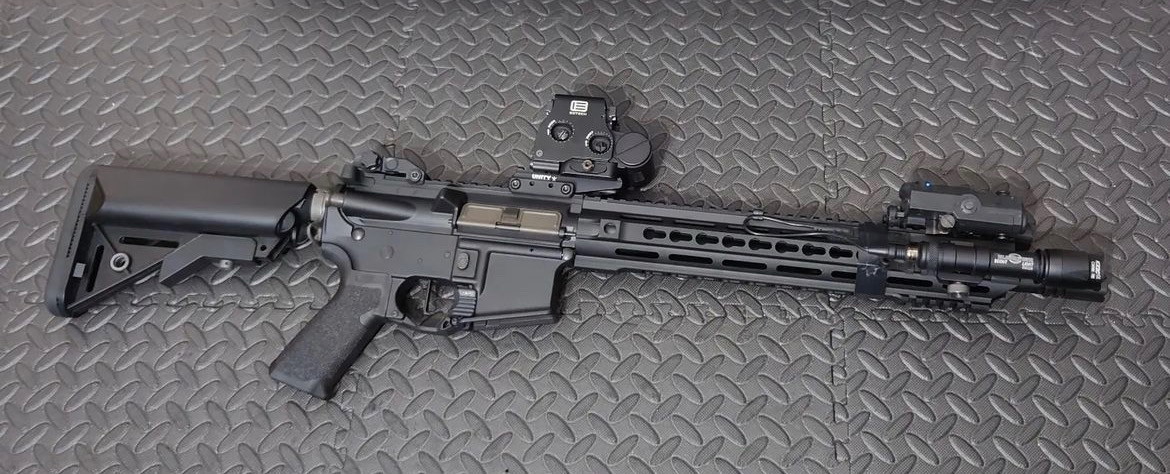 VFC SABER M4 HANDGUARD 13 INCH - Airsoft Bazaar