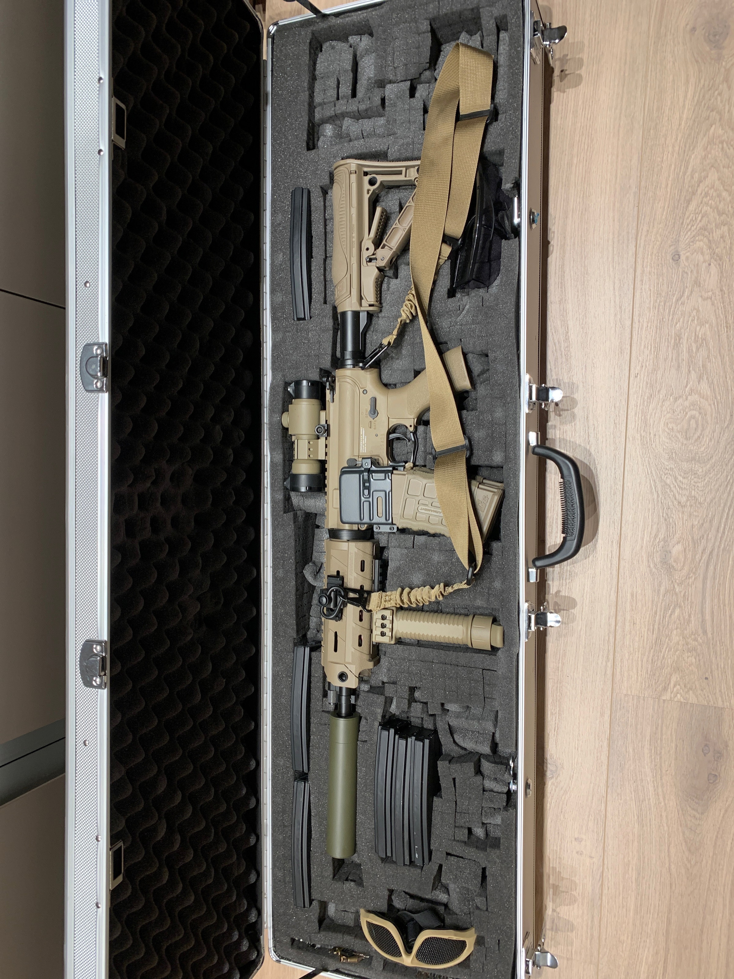 Verzameling airsoft in zijn geheel te koop - Airsoft Bazaar